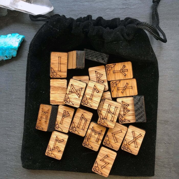 Oak Rune Set Starter Edition 25pc - Elder Futhark + Blank Rune - Celtic ...